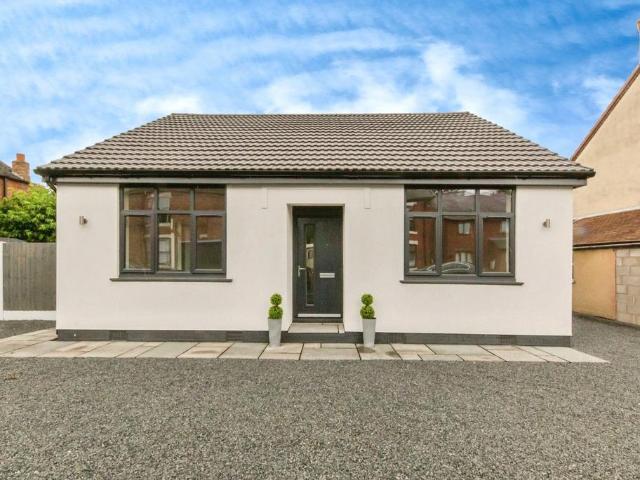 4 bedroom bungalow for sale