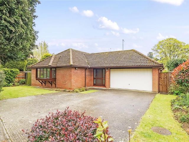 4 bedroom bungalow for sale