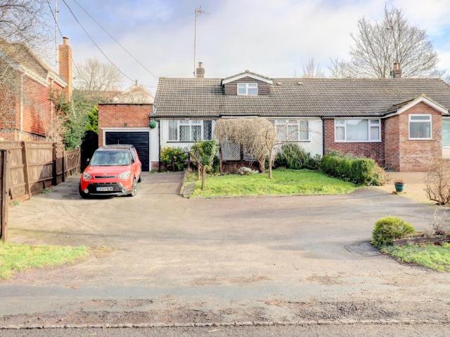 4 bedroom bungalow for sale