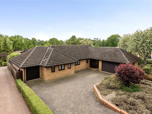 4 bedroom bungalow for sale