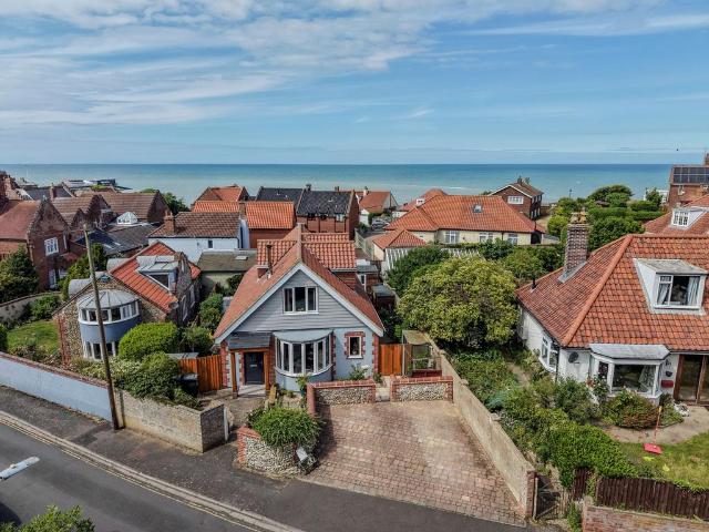 4 bedroom bungalow for sale