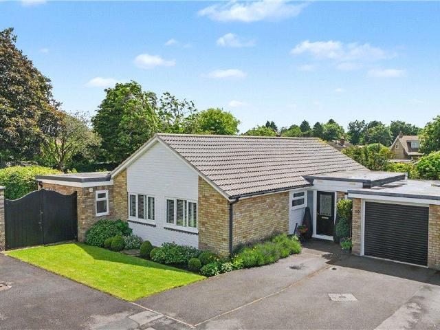 4 bedroom bungalow for sale