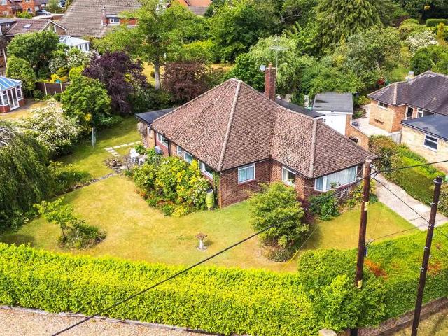 4 bedroom bungalow for sale