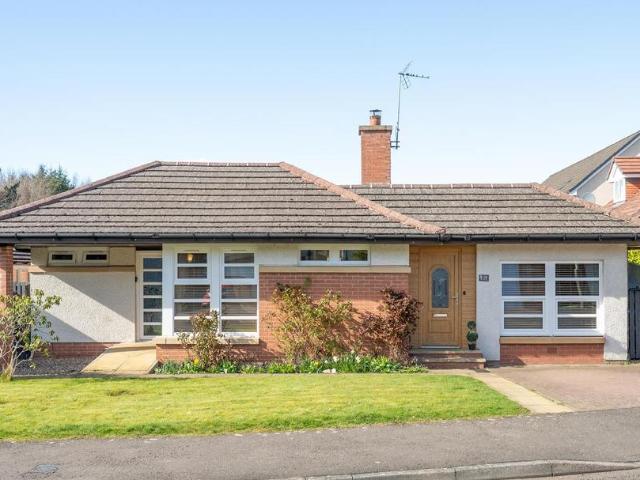 4 bedroom bungalow for sale