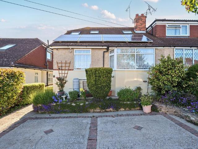 4 bedroom bungalow for sale