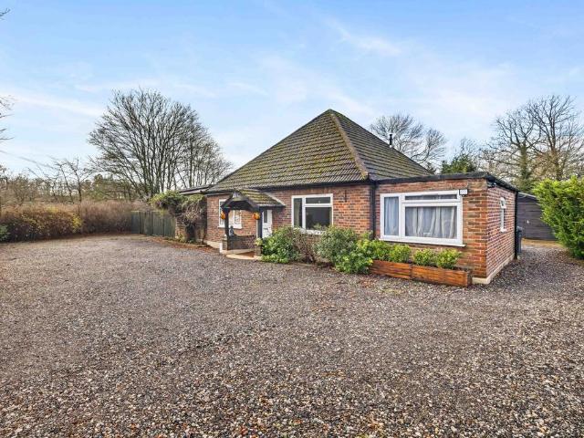 4 bedroom bungalow for sale