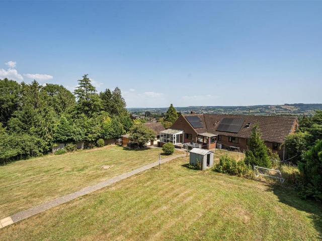 4 bedroom bungalow for sale
