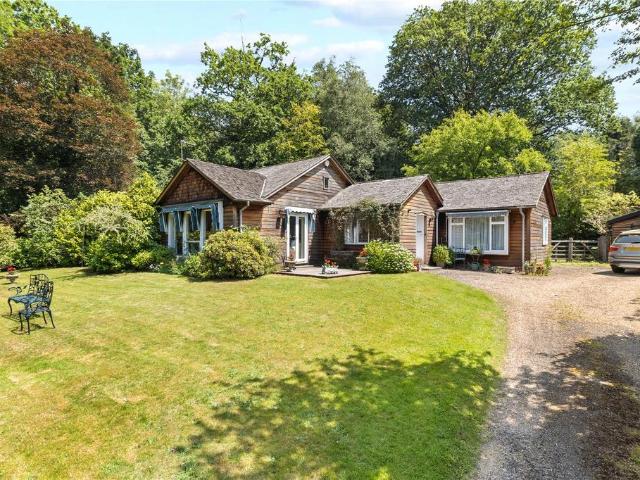 4 bedroom bungalow for sale