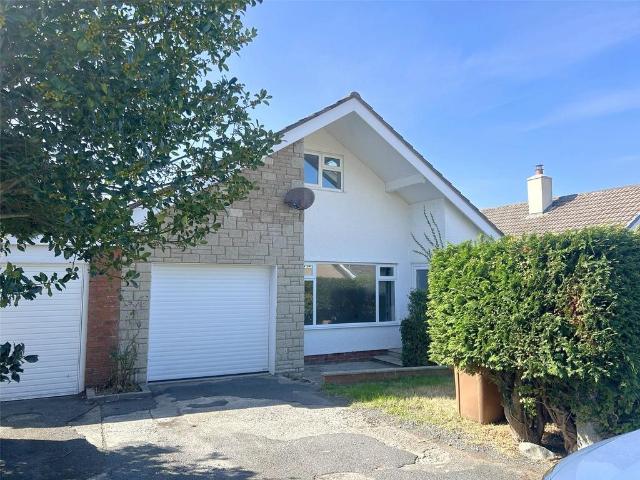 4 bedroom bungalow for sale