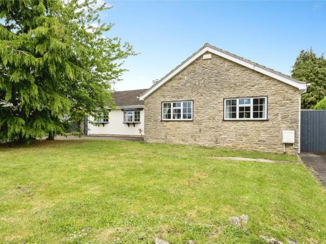 4 bedroom bungalow for sale