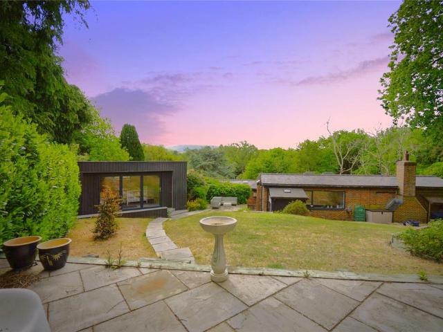 4 bedroom bungalow for sale