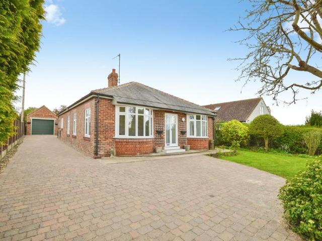 4 bedroom bungalow for sale