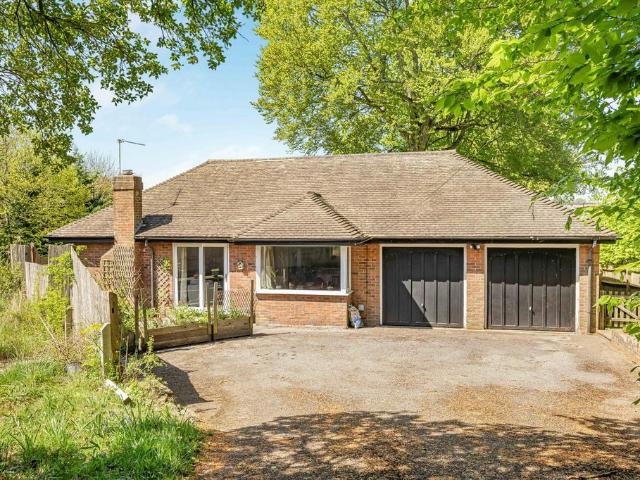 4 bedroom bungalow for sale