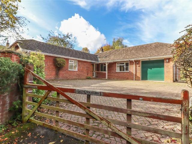 4 bedroom bungalow for sale
