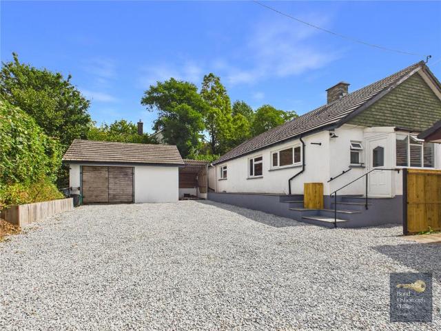 4 bedroom bungalow for sale