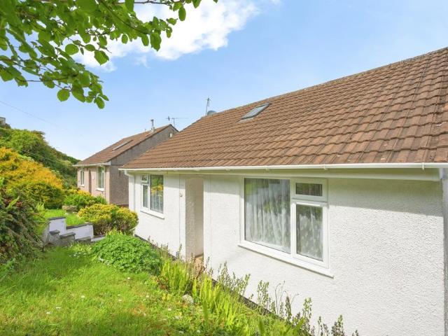 4 bedroom bungalow for sale