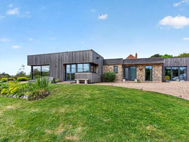 4 bedroom bungalow for sale