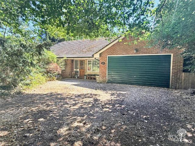 4 bedroom bungalow for sale