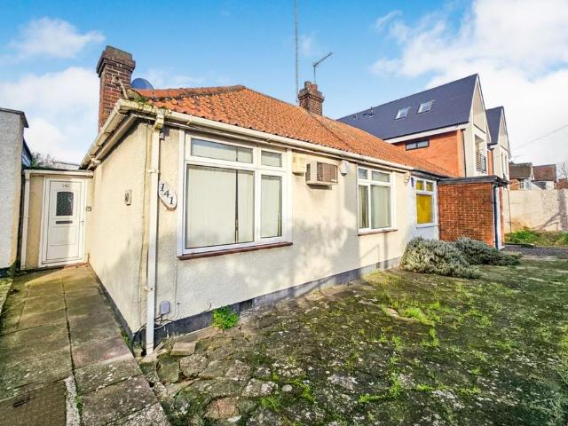 4 bedroom bungalow for sale