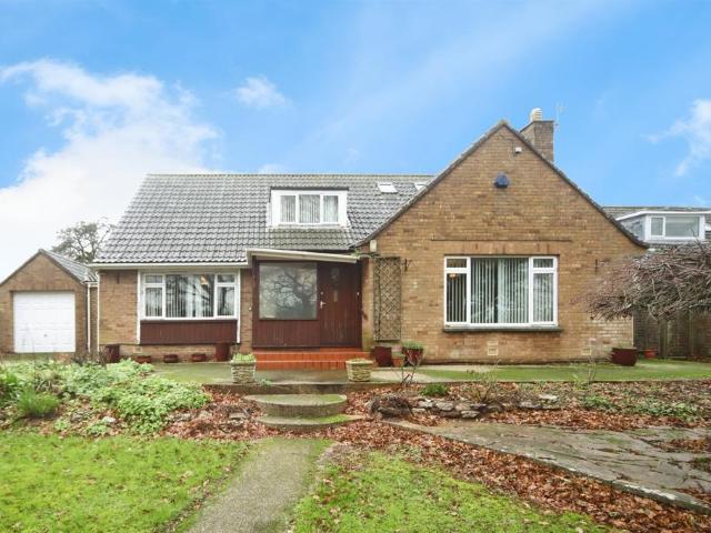 4 bedroom bungalow for sale
