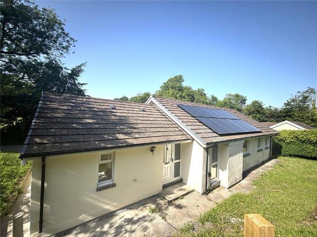 4 bedroom bungalow for sale