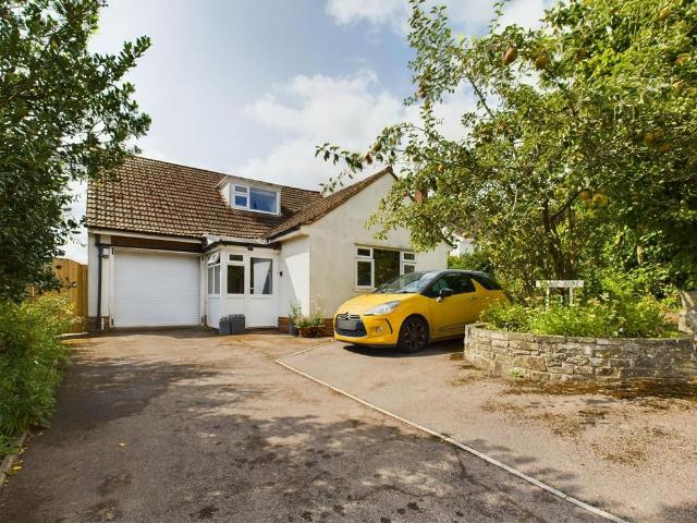 4 bedroom bungalow for sale
