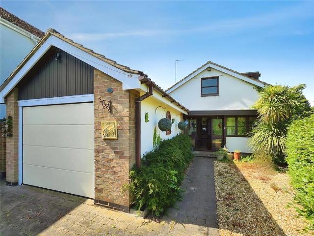4 bedroom bungalow for sale