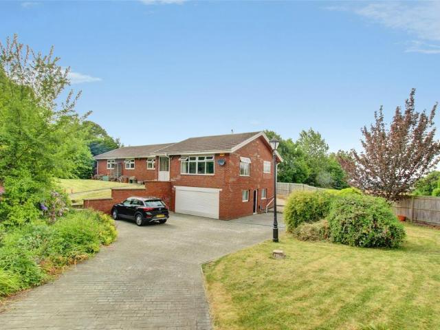 4 bedroom bungalow for sale