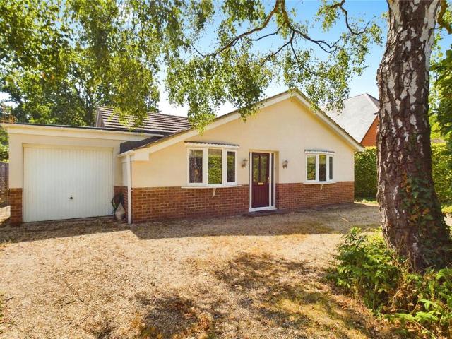 4 bedroom bungalow for sale