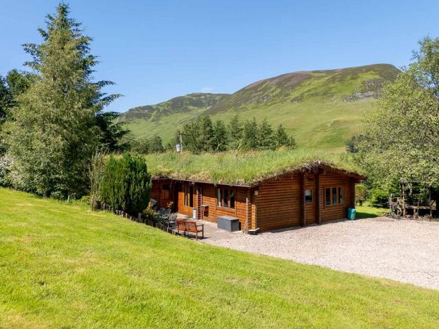 4 bedroom bungalow for sale