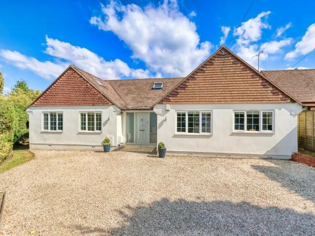 4 bedroom bungalow for sale