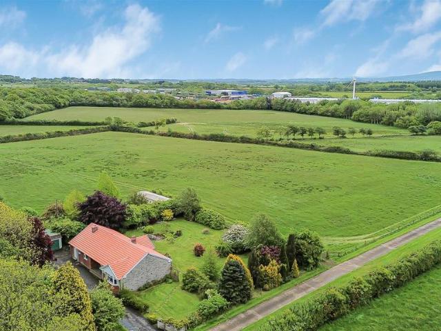 4 bedroom bungalow for sale