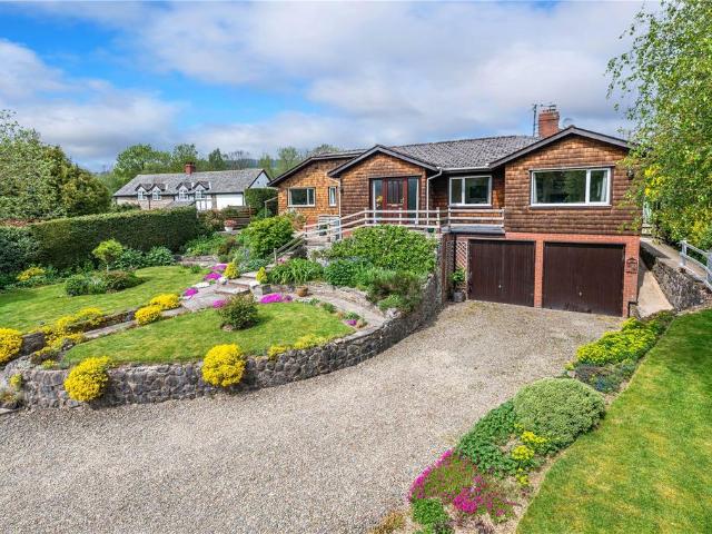 4 bedroom bungalow for sale