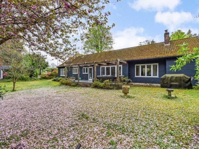 4 bedroom bungalow for sale