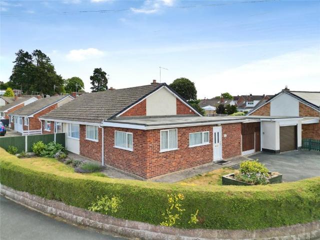 4 bedroom bungalow for sale