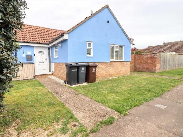 4 bedroom bungalow for sale