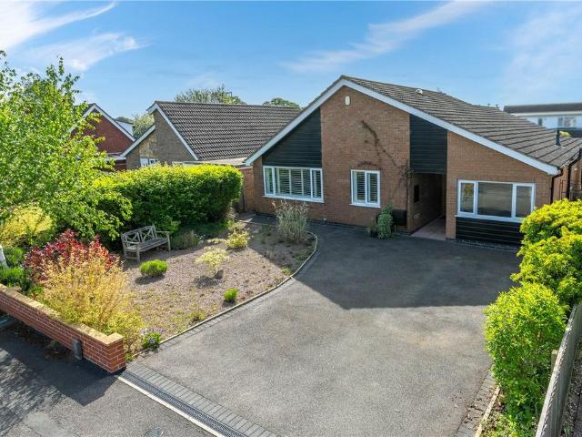 4 bedroom bungalow for sale