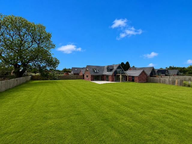 4 bedroom bungalow for sale