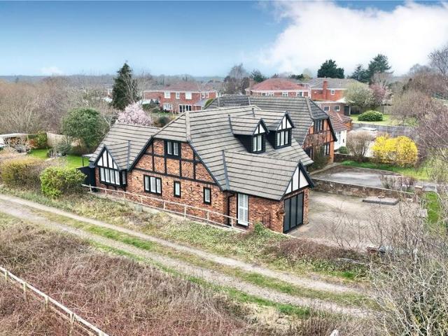 4 bedroom bungalow for sale