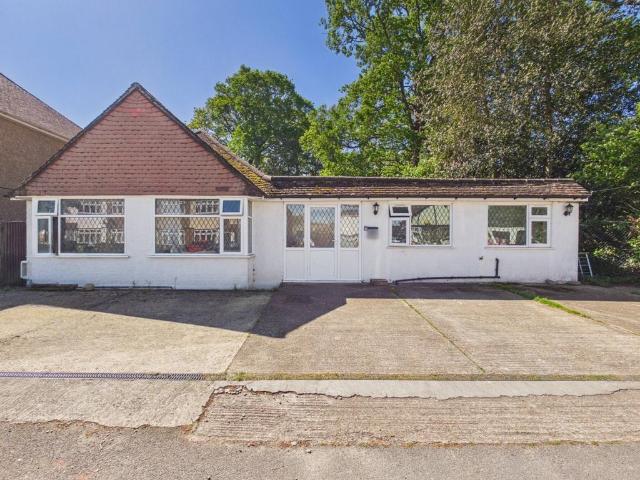 4 bedroom bungalow for sale