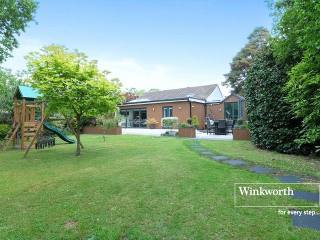 4 bedroom bungalow for sale