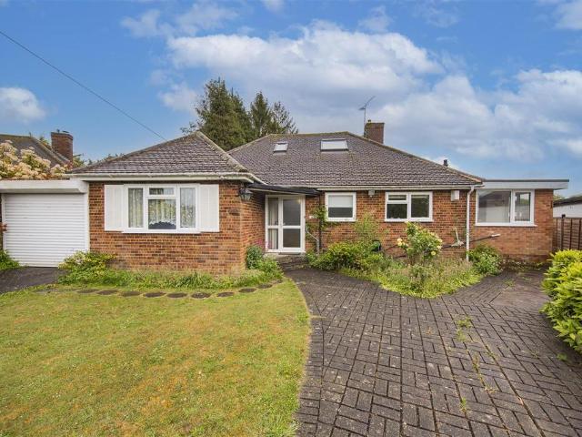 4 bedroom bungalow for sale