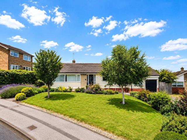 4 bedroom bungalow for sale