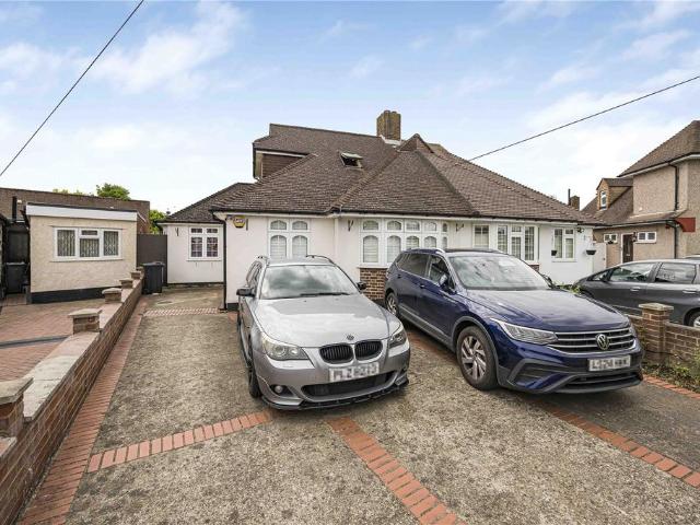 4 bedroom bungalow for sale