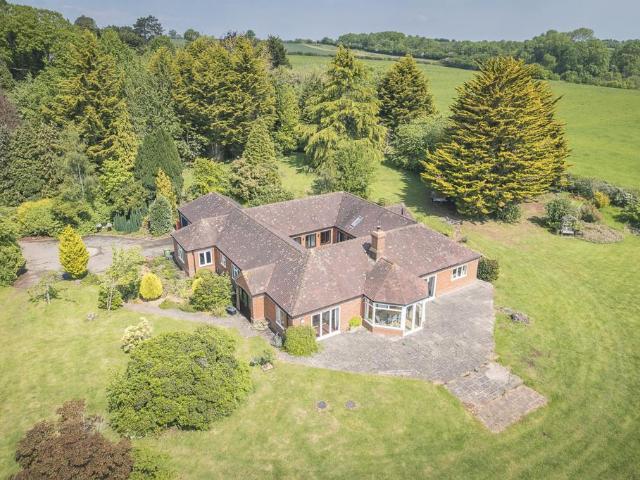 4 bedroom bungalow for sale