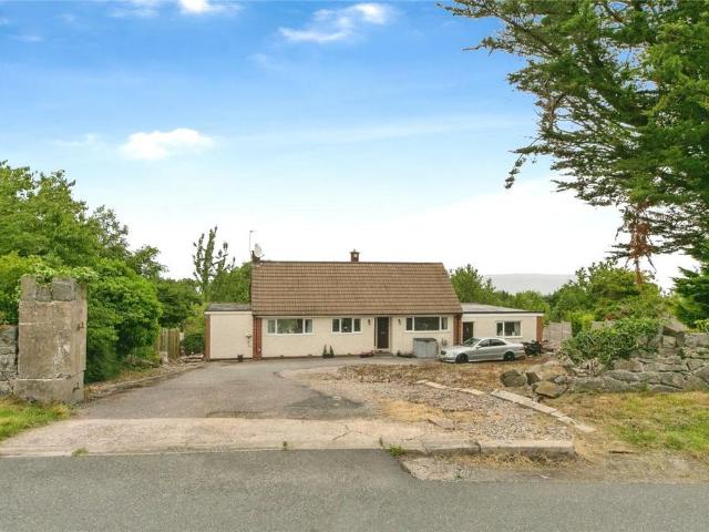 4 bedroom bungalow for sale