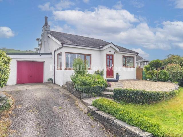 4 bedroom bungalow for sale