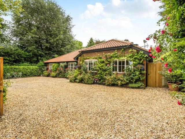 4 bedroom bungalow for sale