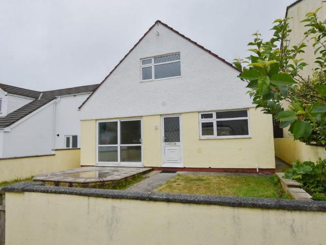 4 bedroom bungalow for sale