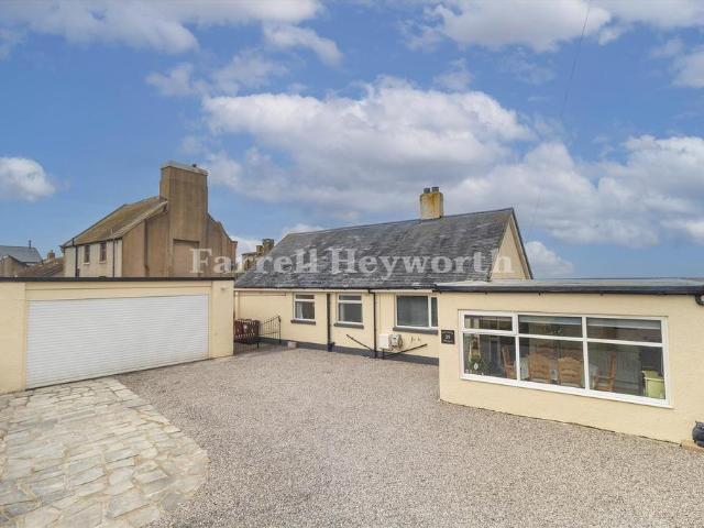 4 bedroom bungalow for sale